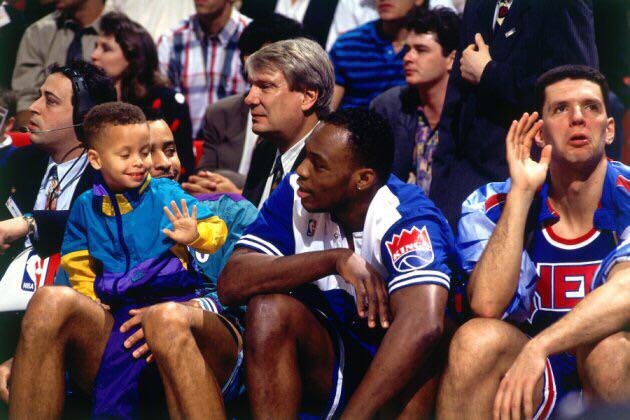 Stephen Dell Curry - Babalar ve Çocukları | MokaPota.com